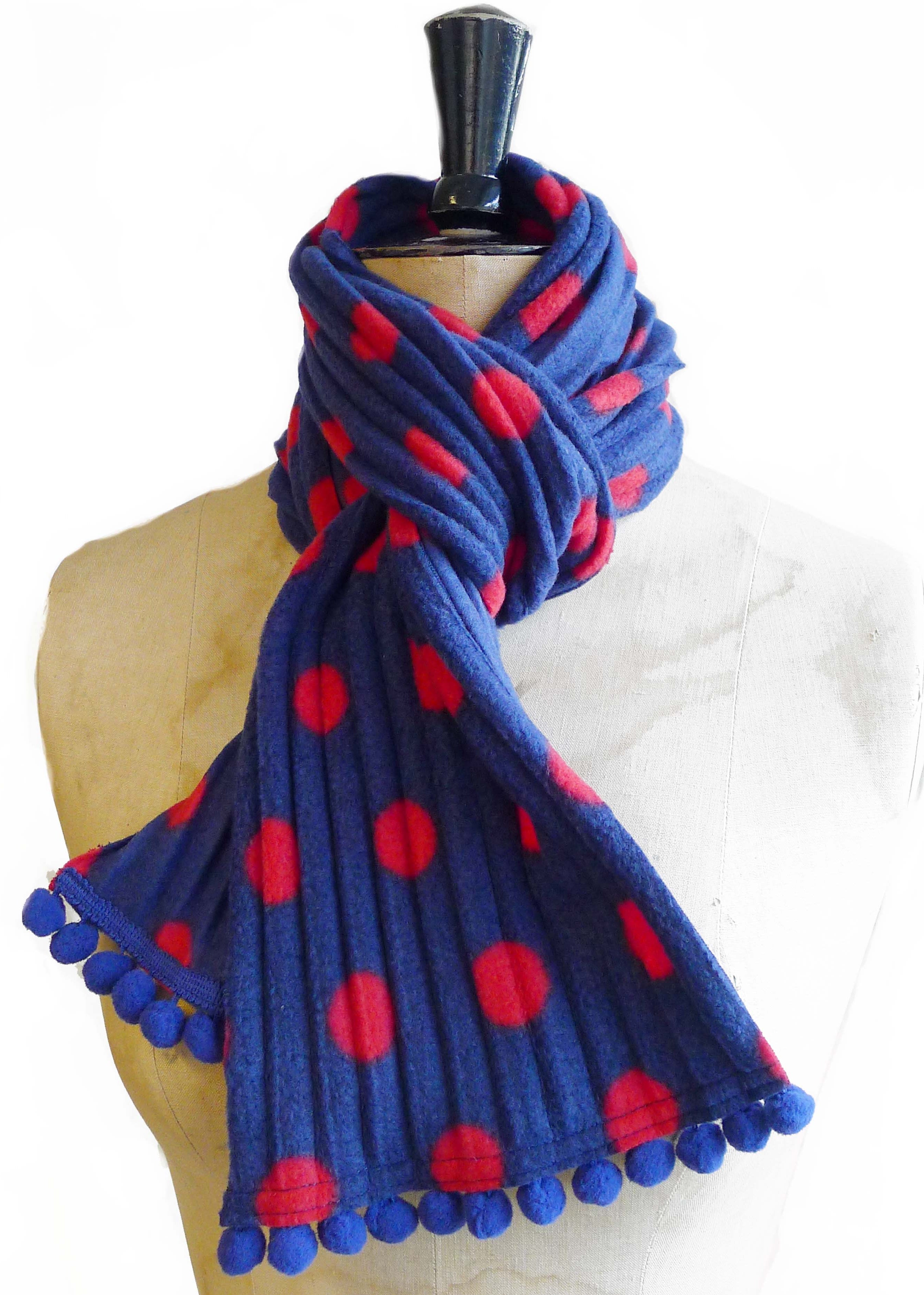 Blue Spotty scarf - Ladybird – annafalcke.com